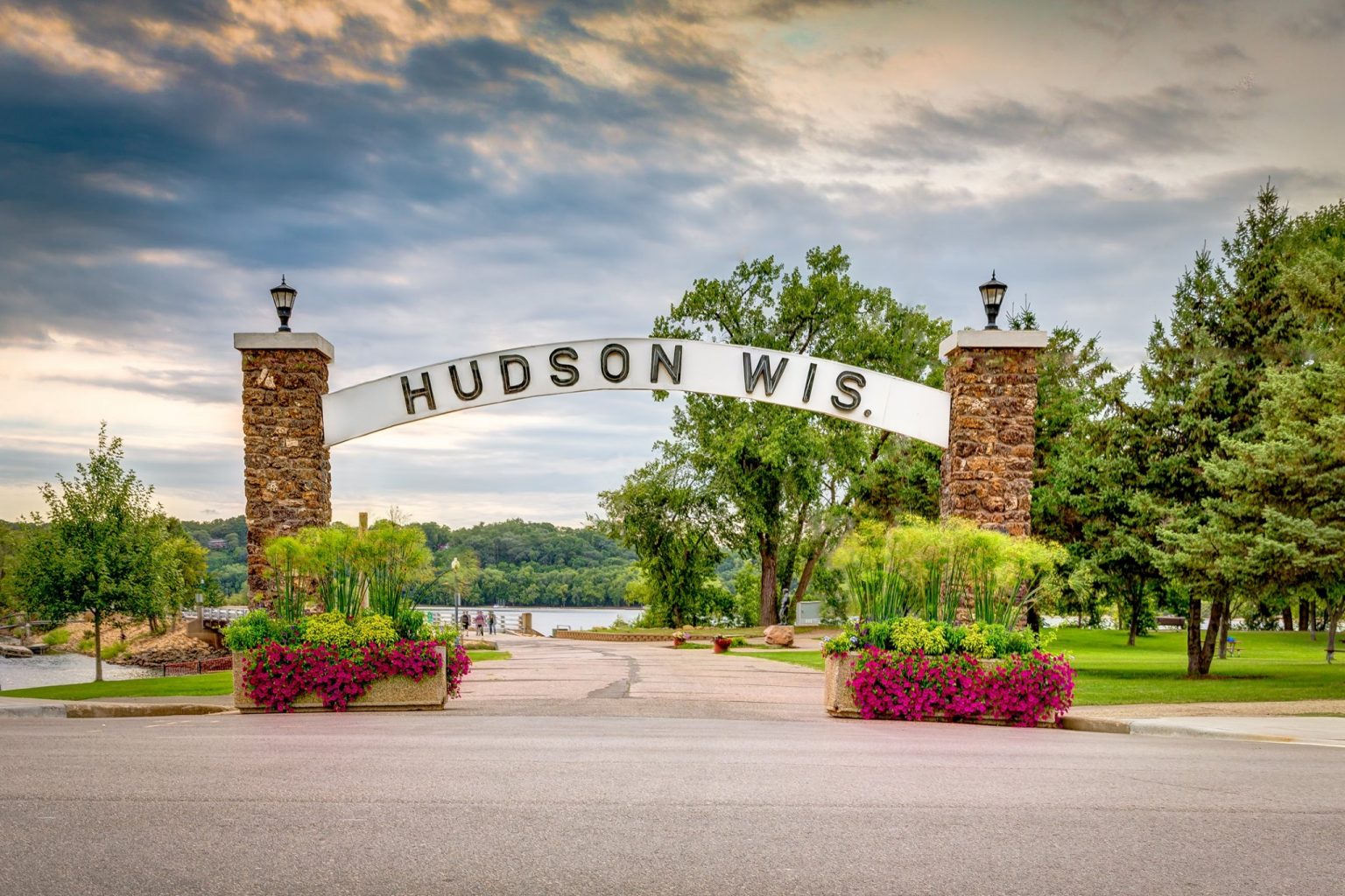 Hudson Home - Hudson Area Chamber of Commerce & Tourism Bureau